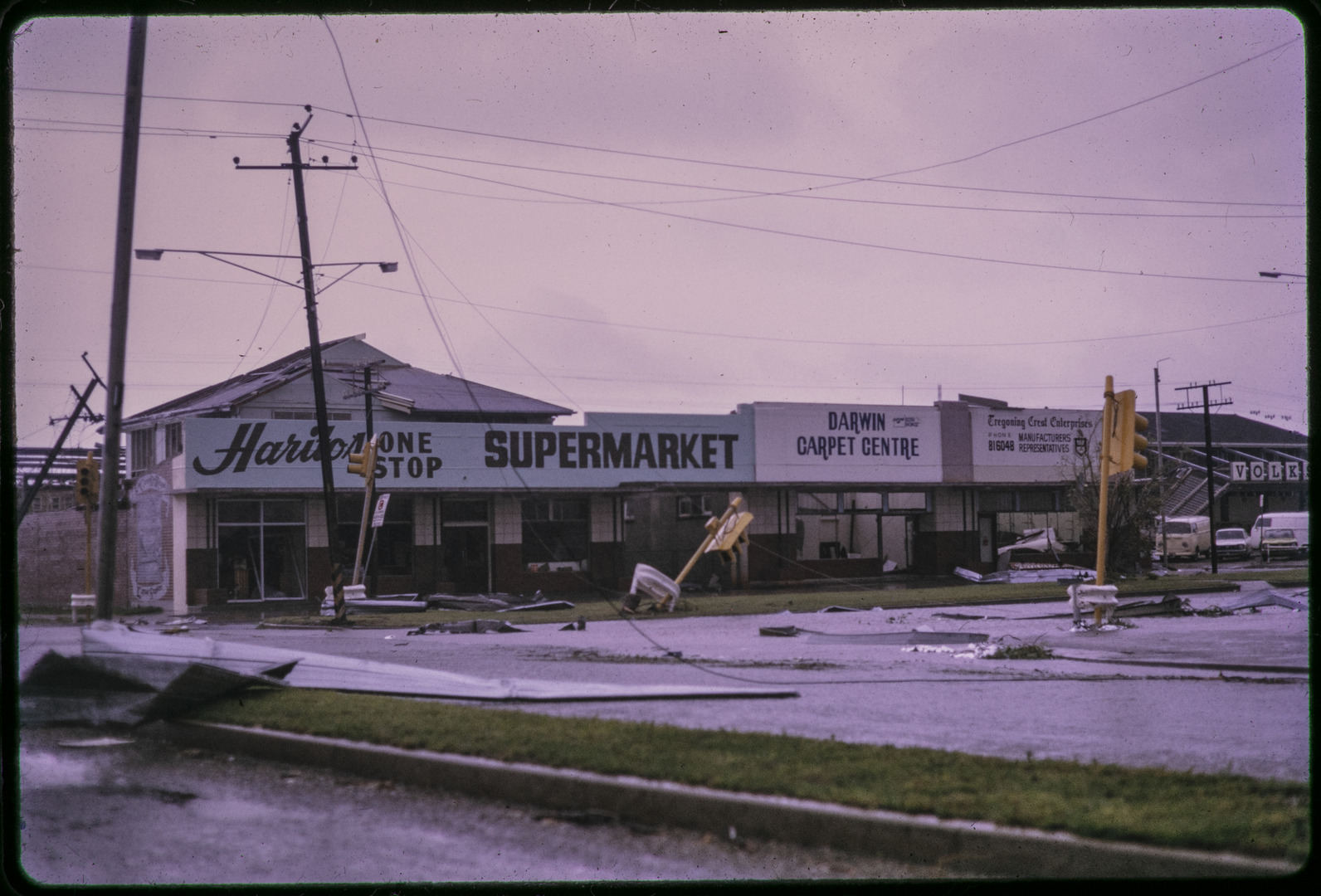 Territory Stories - Traffic lights infront of shops have been damaged
